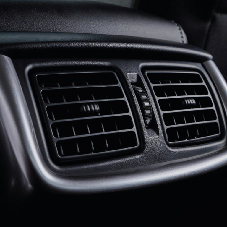 Revo GRS – Toyota Indus