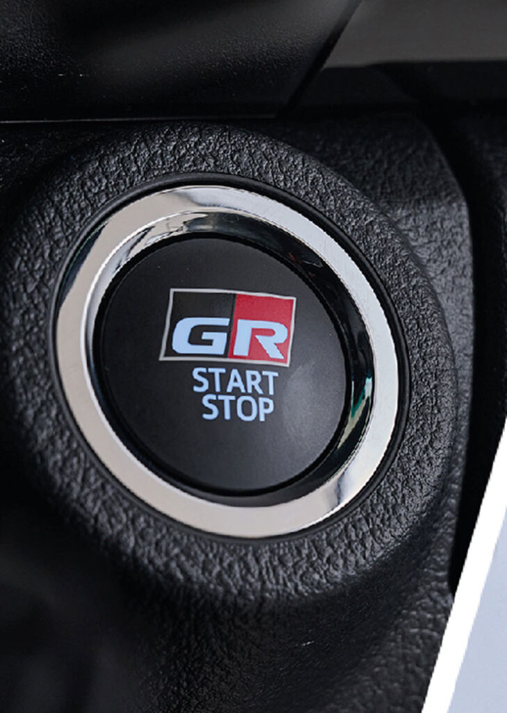 Revo GRS - Toyota Indus